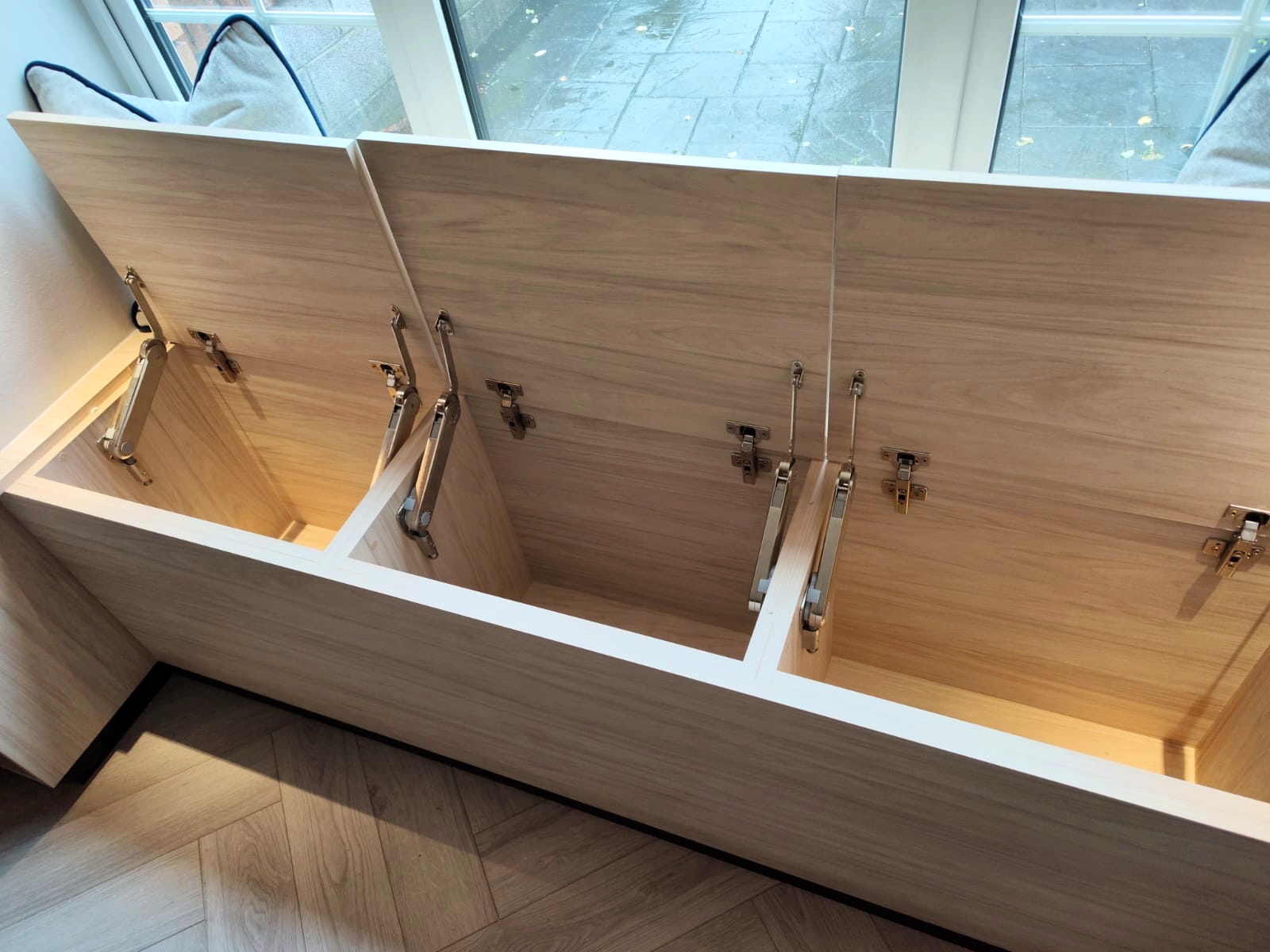 Custom Living Room Furniture - Bespoke Living Room & Lounge Furniture ...